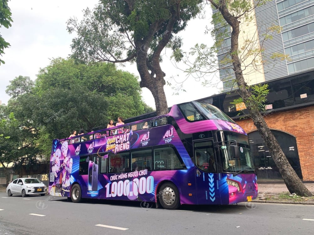 Roadshow xe bus 2 tầng hoành tráng của AU TOP - Công ty cung cấp dịch ...
